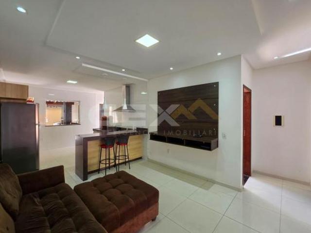 Casa à Venda com 03 Quartos no Bairro Mariza Pardini em Divinópolis MG