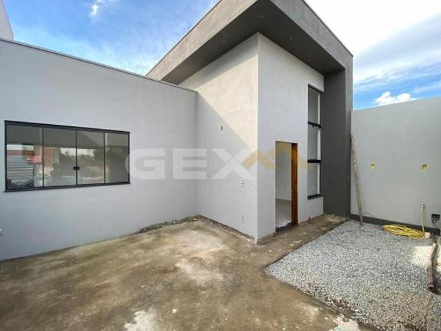 Casa à Venda com 03 Quartos no Bairro AltaVille em Divinópolis MG