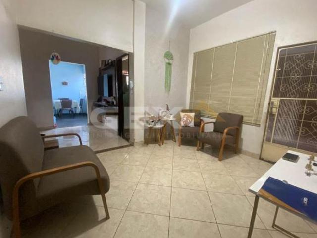 Casa à Venda com 03 Quartos no Bairro Santa Clara em Divinópolis MG