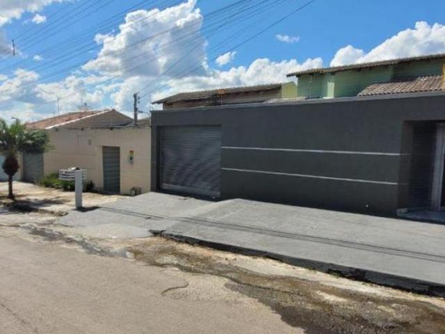 Casa a venda com 03 quartos setor Itaguai 2 em Caldas Novas GO