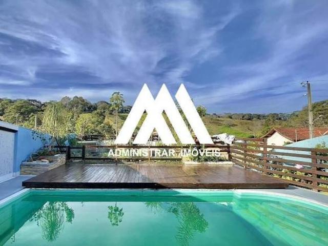 Casa á venda com 03 quartos sendo 01 suíte, lote de 350m² em Bonfim MG!
