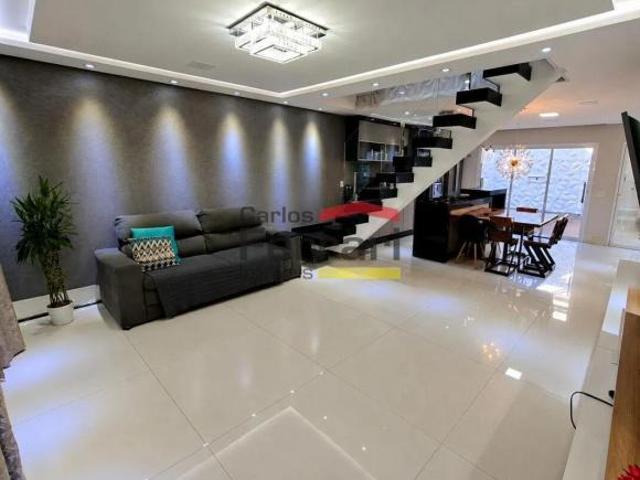 Casa à venda com 140m² 3 suítes e Piscina 150 metros da Av Guapira