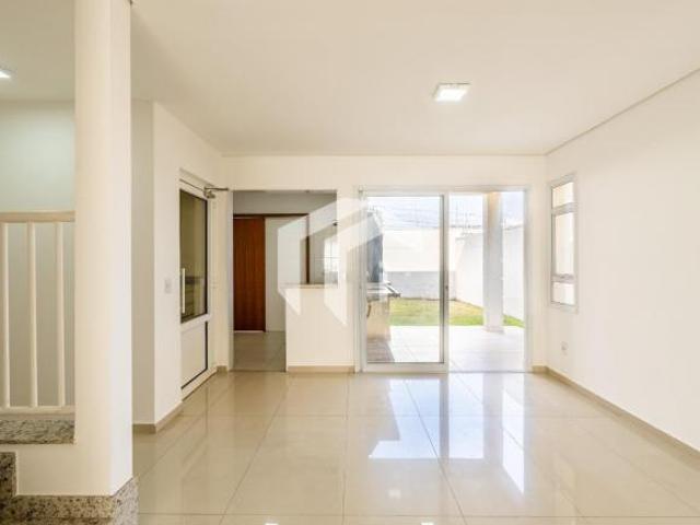 CASA A VENDA COM 145M² E 3 SUÍTES NO FAZENDA SANTA CANDIDA EM CAMPINAS