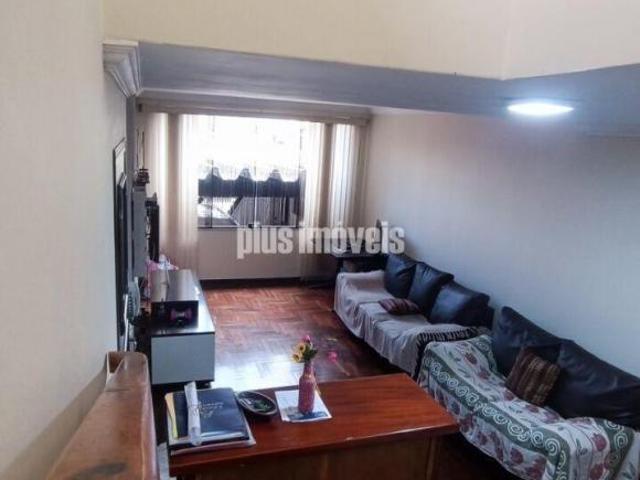 Casa à venda com 150m², 3 quartos e 2 vagas