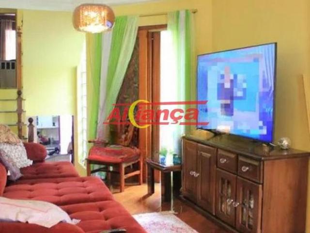 Casa à venda com 157m², 3 quartos e 4 vagas