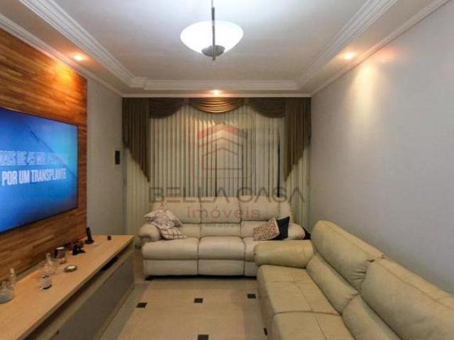 Casa à venda com 155m², 4 quartos e 4 vagas