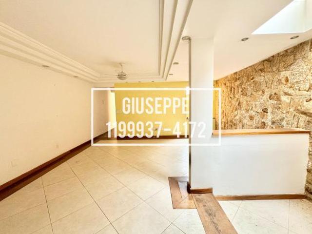 Casa a venda com 170 metros 3 quartos 1 suíte area gourmet Butantã USP
