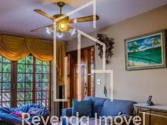Casa à venda com 170m² 3 dormitórios 2 vagas em Santana