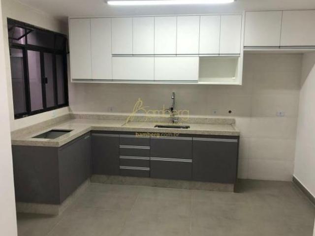 Casa à venda com 170m², 4 quartos, 3 Suites e 3 vagas