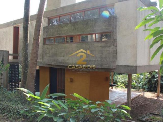 Casa à venda com 180 m², 3 Quartos e 3 Vagas na Cidade Jardim SP, 1000 m² de t
