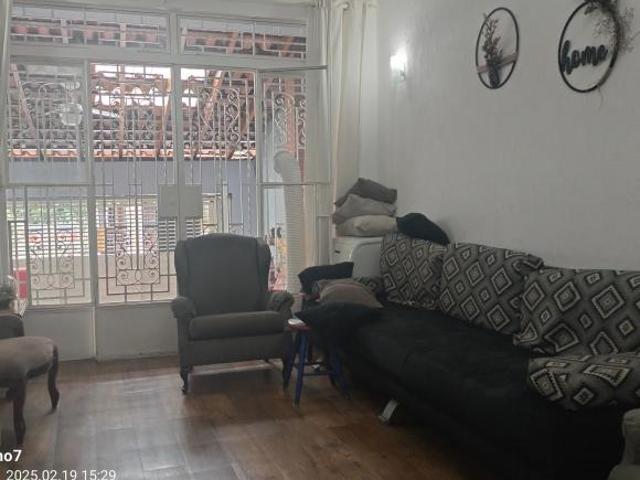 Casa à venda com 180m², 4 quartos e 1 vaga Vila Mariana