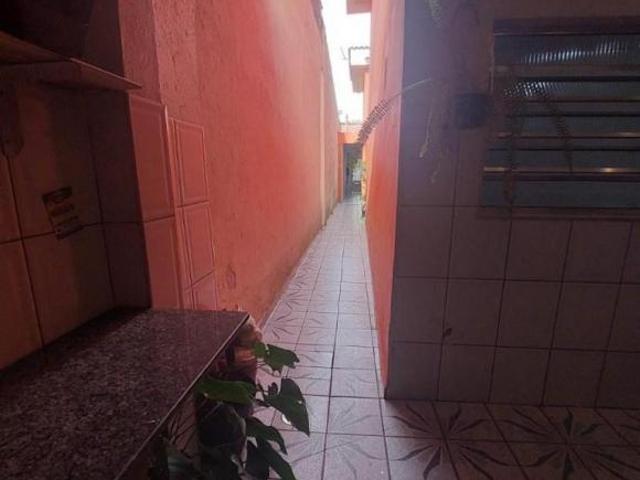 Casa à venda com 188m², 4 Dormitórios e 2 vagas