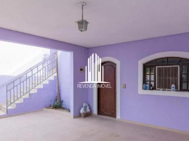 Casa à venda com 193m², 5 dormitórios e 2 vagas