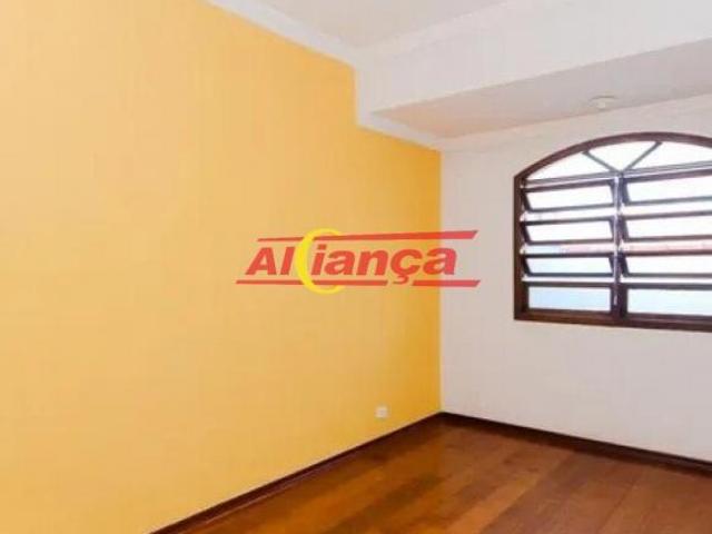 Casa à venda com 190m², 3 quartos e 3 vagas