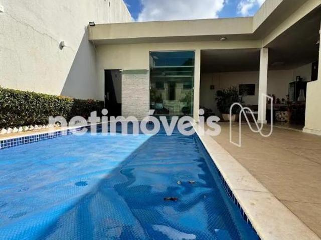 Casa à venda com 195 m² , 3 quartos, no Milionários, em Belo Horizonte, com ótima localização