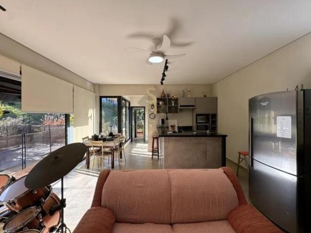 Casa à venda com 100,60m² de área construída e 02 quartos no Condomínio Residencial Alto da Boa Vist