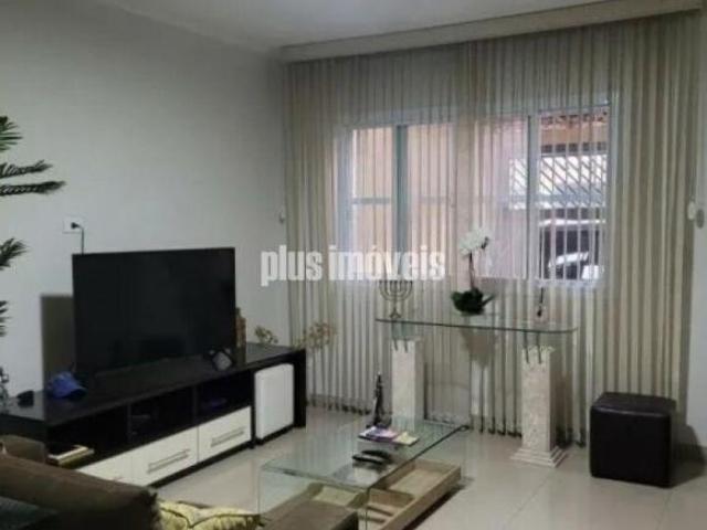 Casa à venda com 105m², 2 quartos e 2 vagas