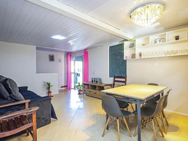 Casa a venda com 110 metros no bairro Ferraria Campo Largo