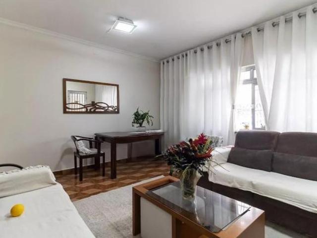 Casa à venda com 110m², 2 quartos e 3 vagas no Sacomã