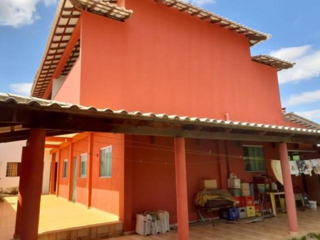 Casa à venda com 11 quartos, sendo 8 suítes Martinho Campos