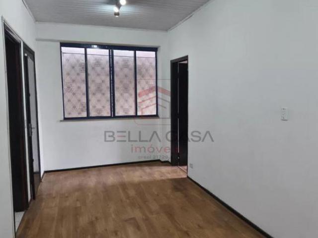 Casa à venda com 120m², 2 quartos e 4 vagas