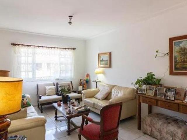 Casa à venda com 125m², 3 quartos e 3 vagas Vila Universitária