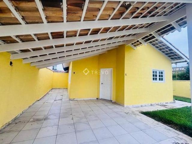Casa à Venda com 1 suíte, 2 quartos, 2 vagas, por R$ 575.000,00