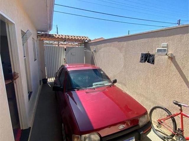 Casa à venda com 1 quarto em Vila Jacobucci, São Carlos