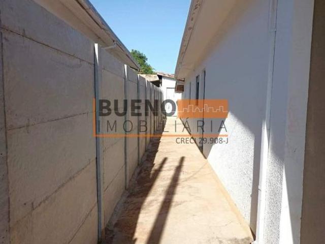 Casa à venda com 1 quarto, 1 vaga, no bairro Vila Dainese, Americana
