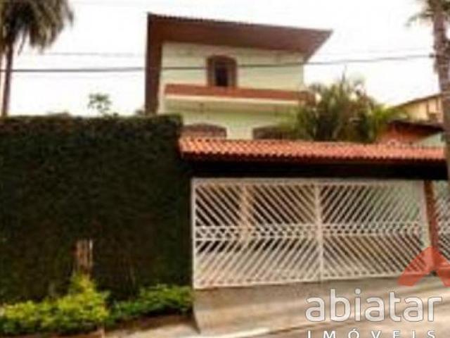 Casa à venda com 240m² no Parque Assunção 4 dormitórios 1 suíte, 6 vagas Taboão da Serra/SP
