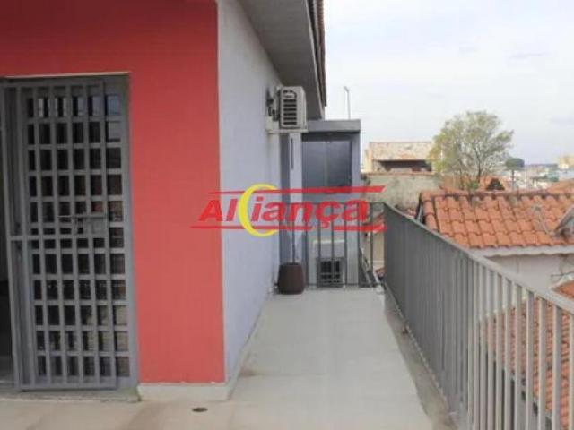 Casa à venda com 247m², 5 quartos e 2 vagas