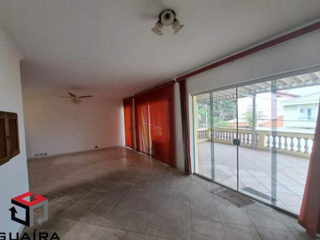 Casa a venda com 245 m² localizada no Bairro Paraiso em Santo André/SP