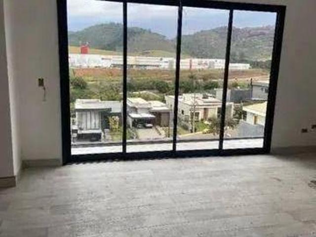 Casa á venda com 250 m² no Condomínio Vale das Águas em Bragança Paulista/SP
