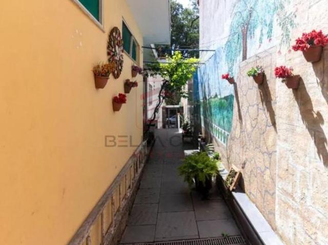 Casa à venda com 250m², 3 quartos e 3 vagas