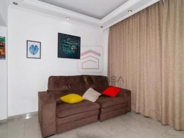 Casa à venda com 250m², 4 quartos e 2 vagas