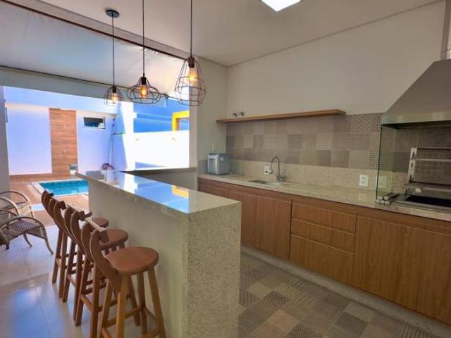 Casa à venda com 250m² com 3 suítes em Jardim do Lago, Atibaia SP