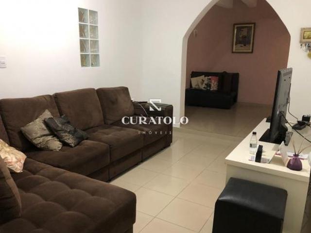 Casa à venda com 261 m², 4 quartos, 2 vagas cobertas, Jordanópolis, São Bernardo do Campo