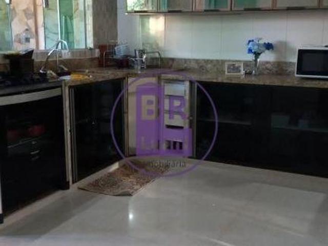 Casa a Venda com 270m2