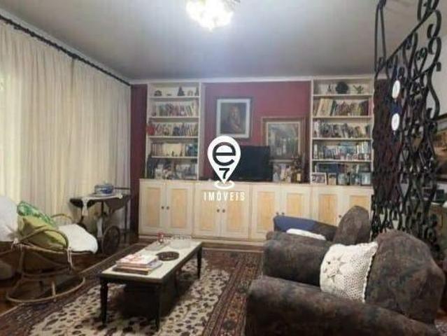 Casa à venda com 270m², 3 quartos e 3 vagas Vila das Mercês
