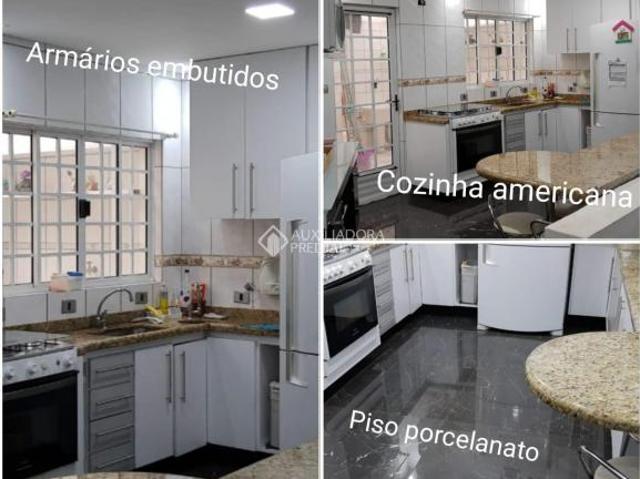 Casa à venda com 270m², 4 quartos e 3 vagas