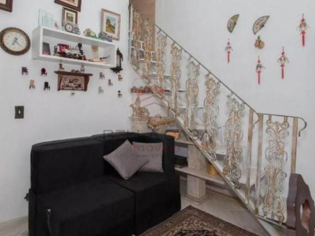 Casa à venda com 280m², 4 quartos e 2 vagas