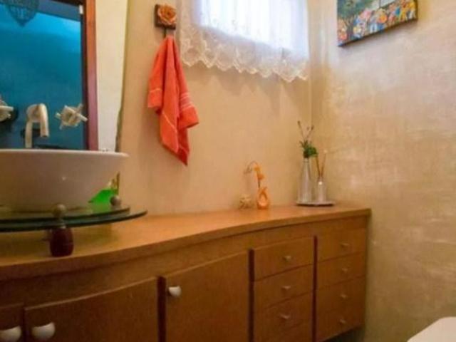 Casa à venda com 286m², 4 quartos e 5 vagas