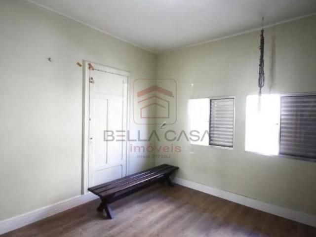 Casa à venda com 200m², 4 quartos e 2 vagas