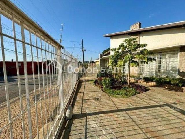 Casa à venda com 200m² de área construída, no Jardim Guanabara, Campinas SP