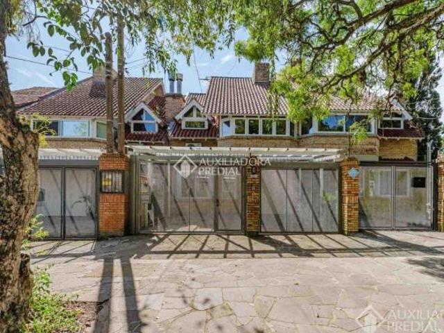 Casa à venda com 210 m² na Tristeza, Porto Alegre