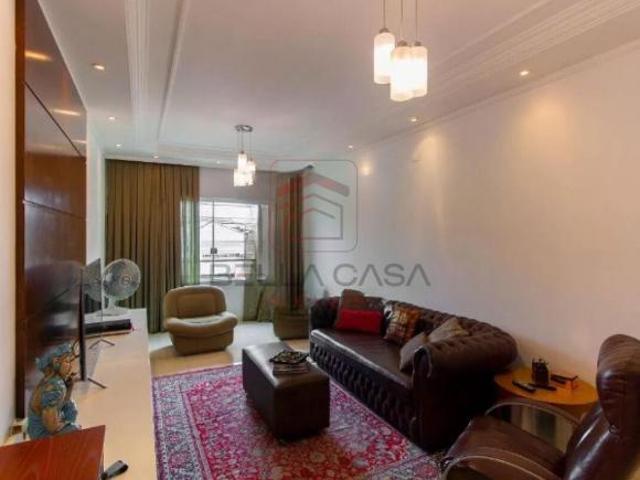 Casa à venda com 215m², 3 quartos e 5 vagas
