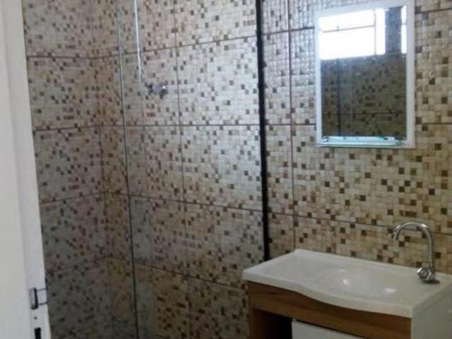 Casa à venda com 220m², 2 quartos, 1 suíte e 2 vagas de garagem