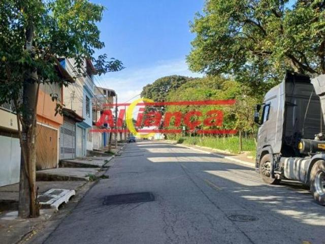 Casa à venda com 230m², 3 quartos e 3 vagas