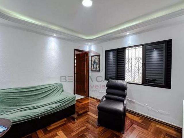 Casa à venda com 238m², 6 quartos e 4 vagas