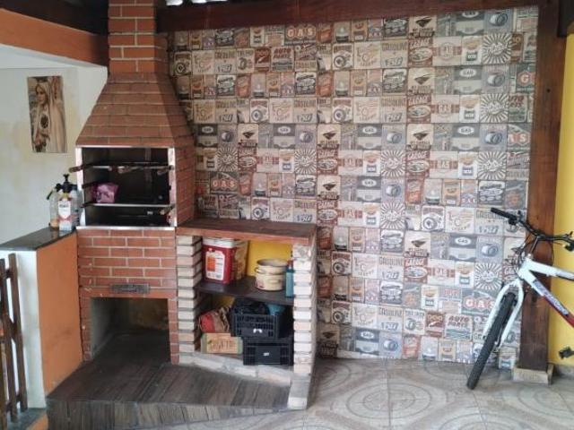 Casa à venda com 2 dormitórios, 1 banheiro, 4 vagas de garagem, 194m², Cidade Parque Alvorada, Guaru
